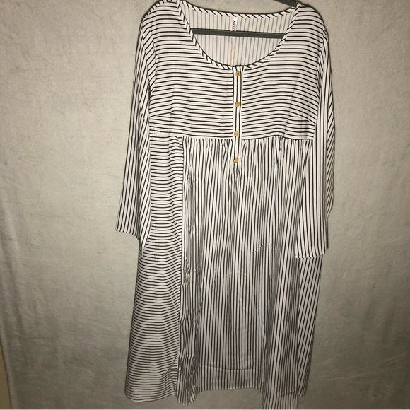 zolucky | Dresses | Zolucky Size 2x Striped Casual Loose Crew Neck Midi ...